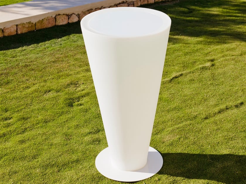 Round plastic high table with light UP French Connection Collection By ...