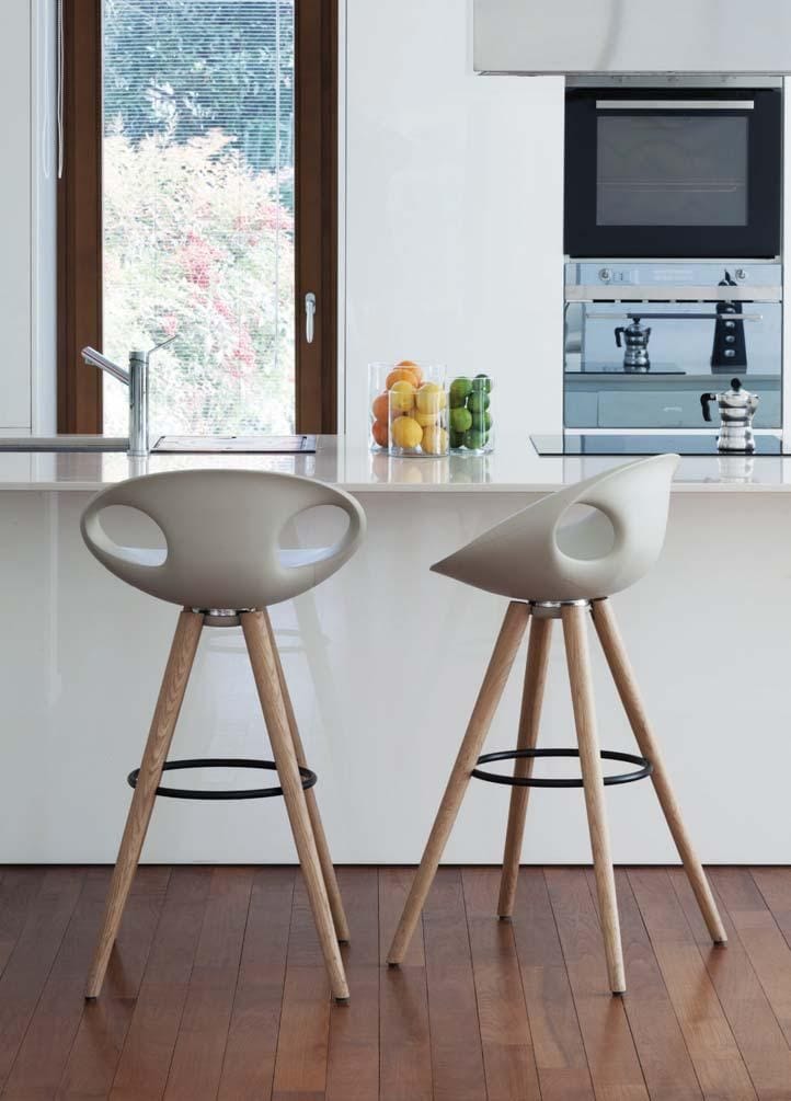 UP | Trestle-based stool Up Collection By Tonon design Martin Ballendat