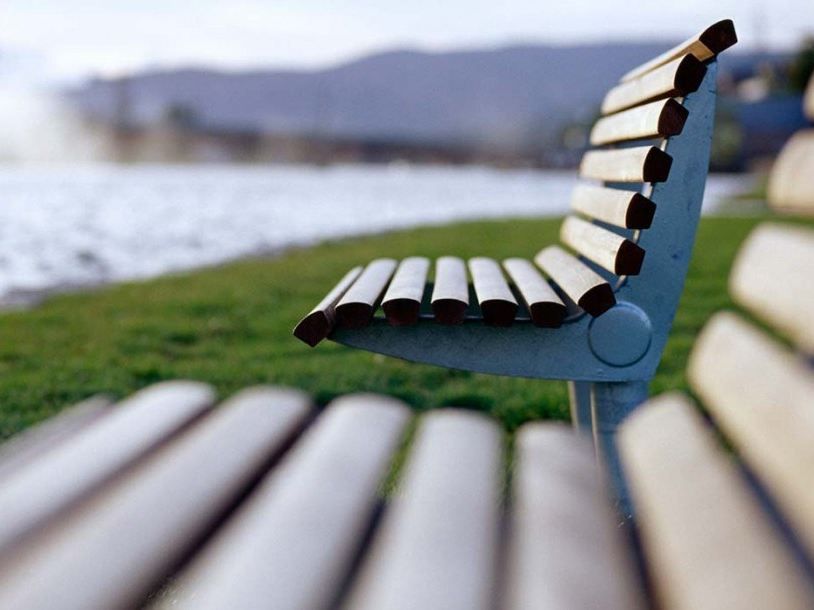 URBAN Steel and wood bench with back By VESTRE | design Artur Wozniak ...