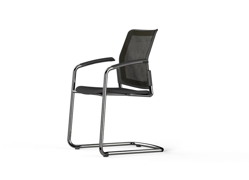 URBAN PLUS Cantilever chair with armrests By ACTIU | design Javier Cuñado