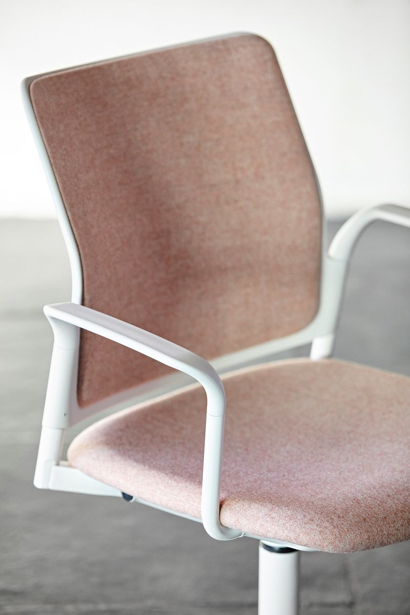 URBAN PLUS | Office chair By ACTIU design Javier Cuñado