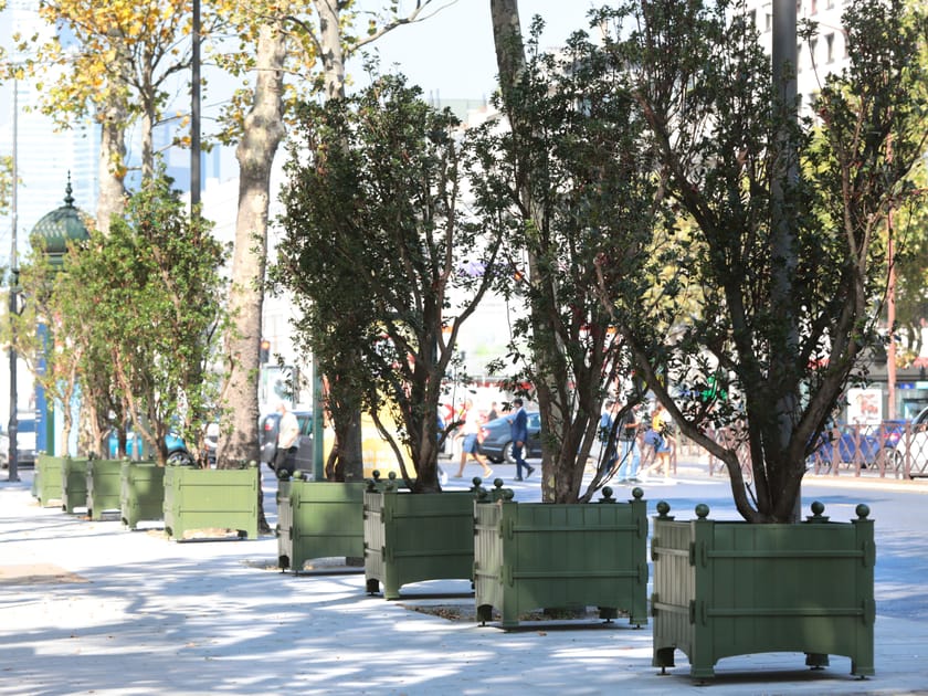 LOFT Square high metal flower pot By Urbencéa