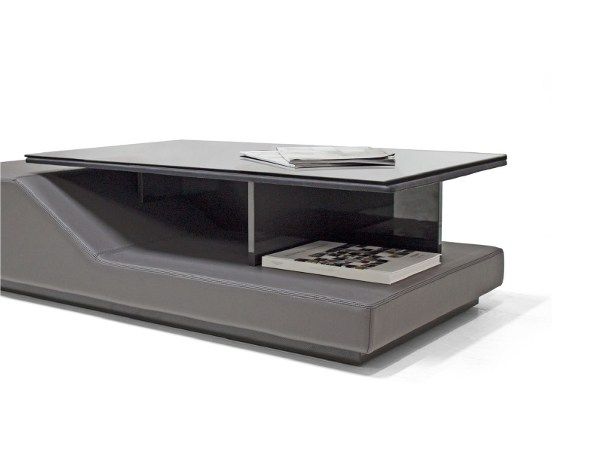 V133 | Coffee table By Aston Martin