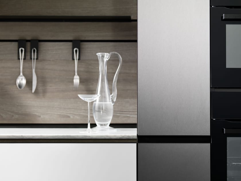 FORMA MENTIS Kitchen By VALCUCINE