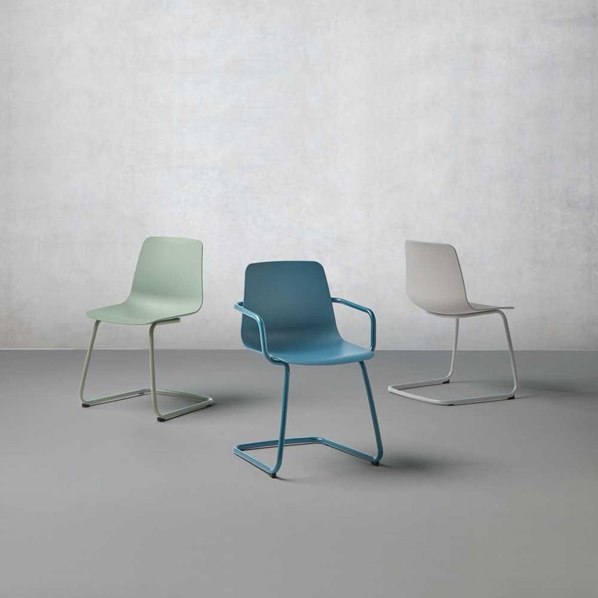 VARYA | Cantilever chair By INCLASS design Simon Pengelly
