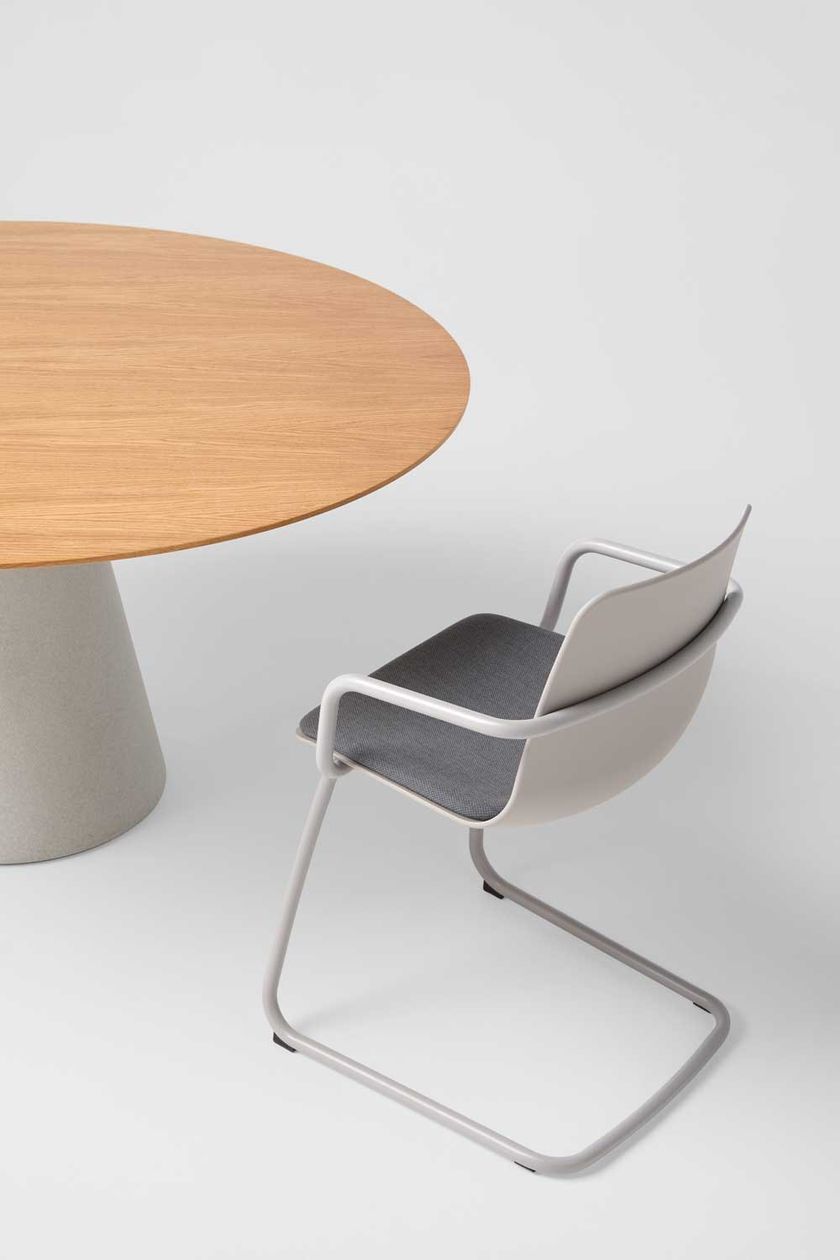 VARYA | Polypropylene chair By INCLASS design Simon Pengelly