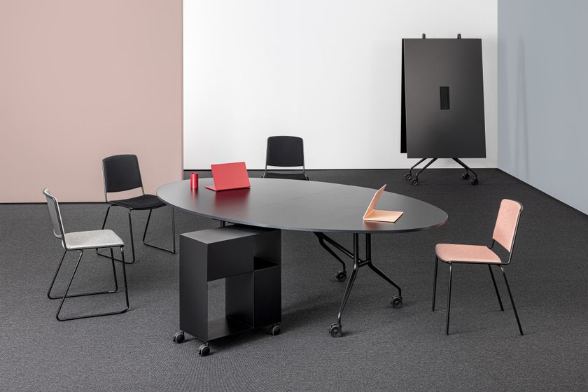 VEA | 椅子 椅子 By Mara | design Alessandro Dalla Pozza