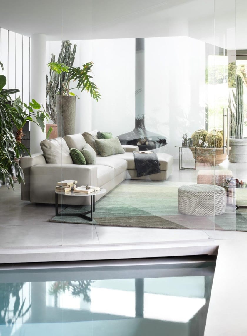 VENISE Sectional leather sofa with chaise longue By Lema | design ...