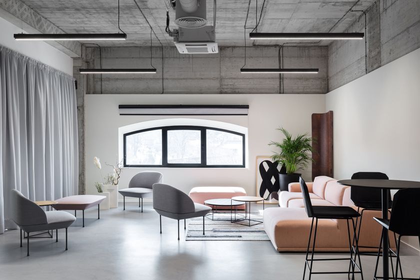 VERSUS Decorative radiator By Zavar design