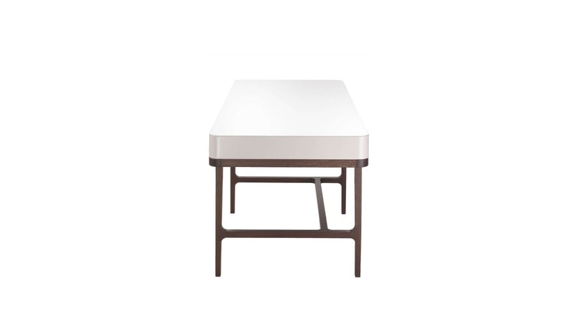 VICTOR Writing desk By Lema | design Roberto Lazzeroni
