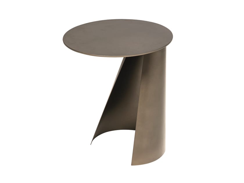 VICTOR Round metal side table By Shake