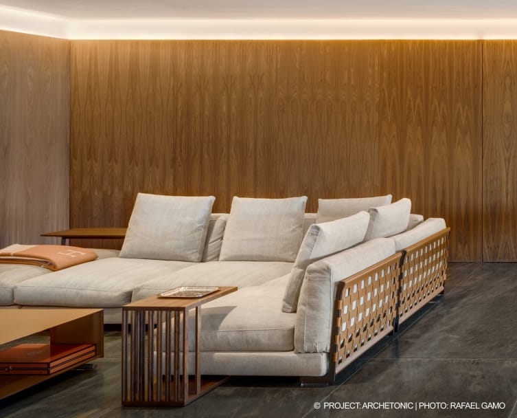 Rectangular solid wood coffee table VIENNA By Flexform