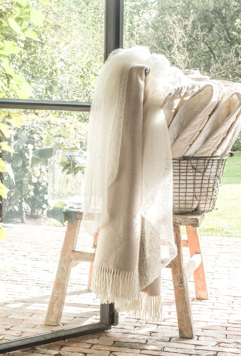 Solid-color alpaca lap robe VINTAGE By Alexandre Turpault