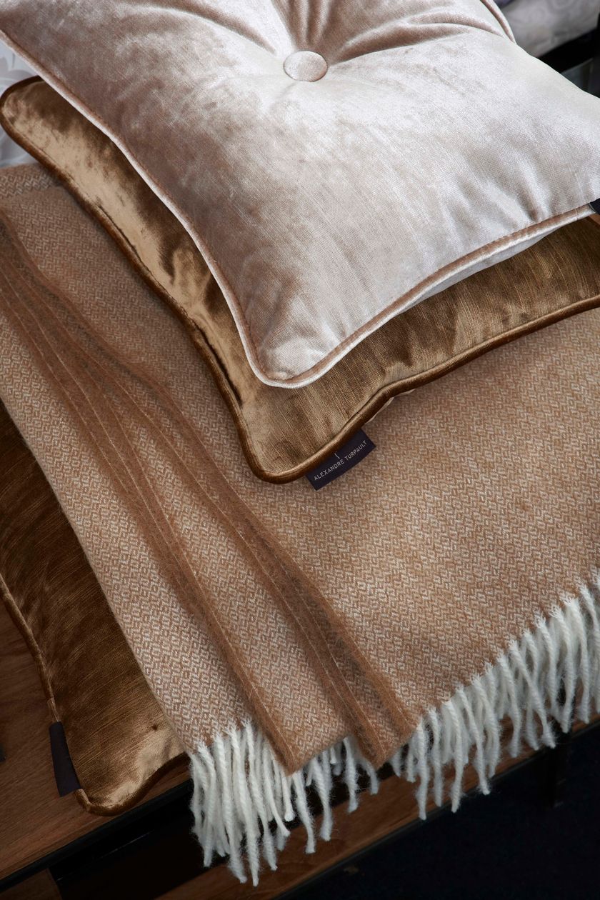 Solid-color alpaca lap robe VINTAGE By Alexandre Turpault