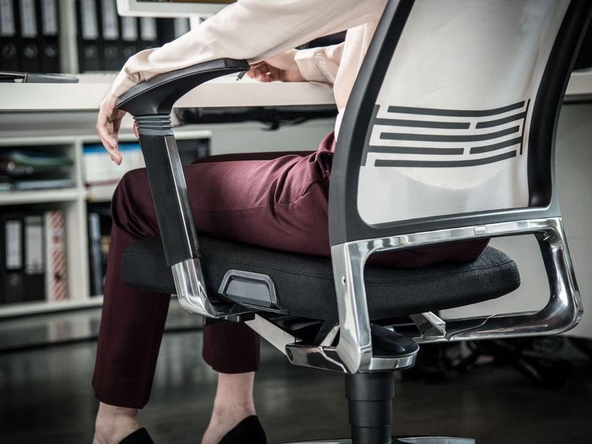 Task chair with 5-Spoke base with armrests VINTAGE IS5 17V7 By ...