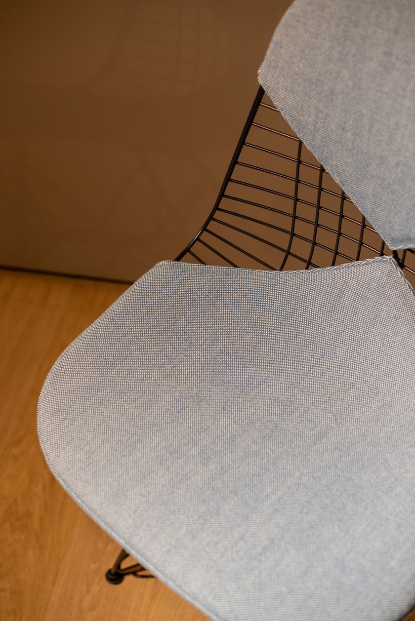 VITRA - WIRE CHAIR DKR 2 BASIC DARK Chair By In Stock | design Charles ...