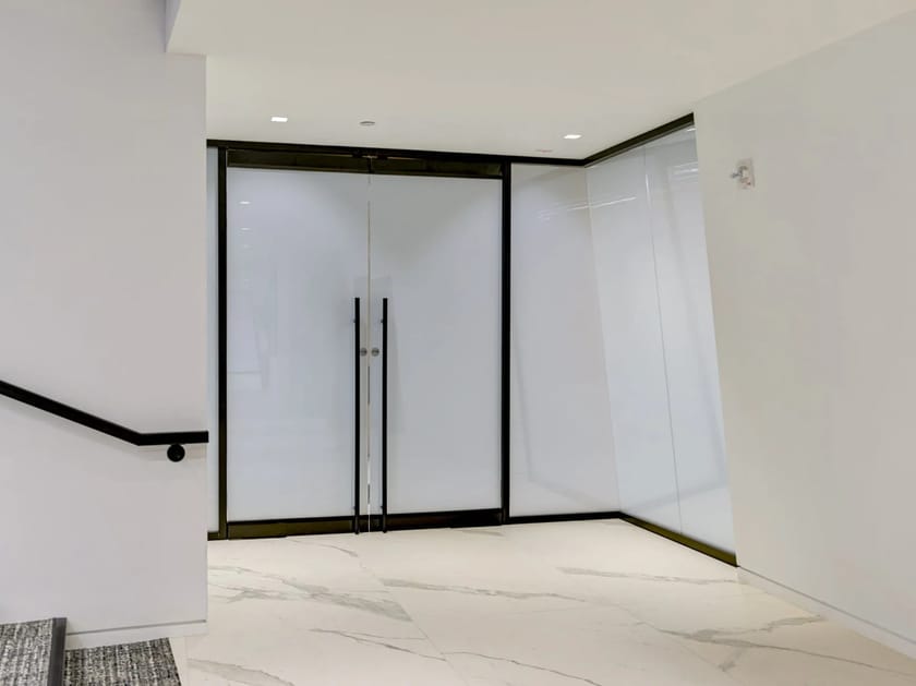 VK DESIGN - GLASS DOORS Glass door with privacy control By VITRIK