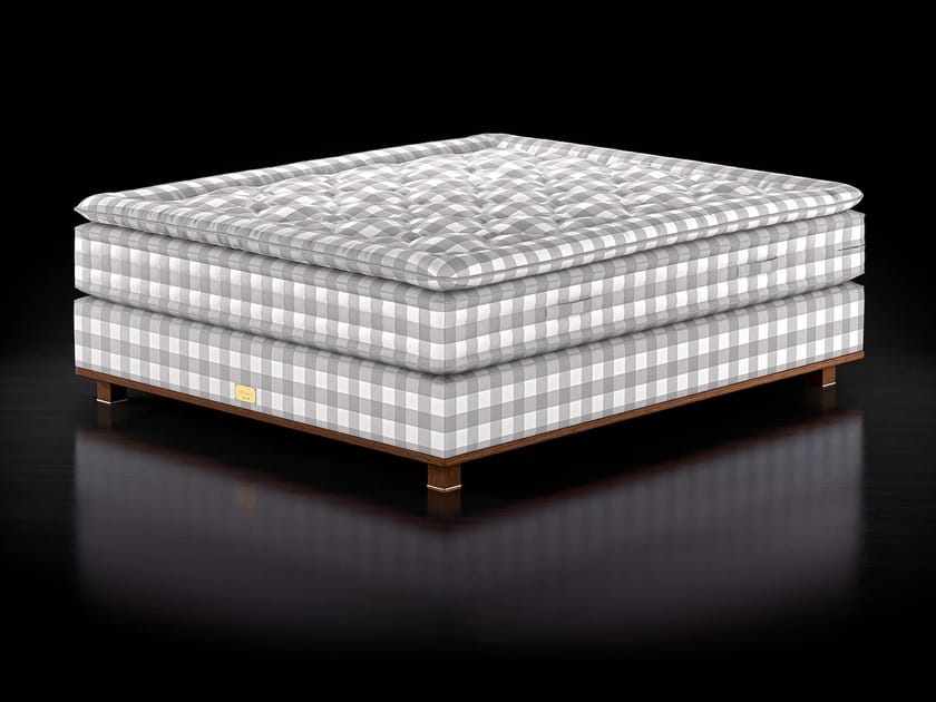 VIVIDUS® double bed By Hästens