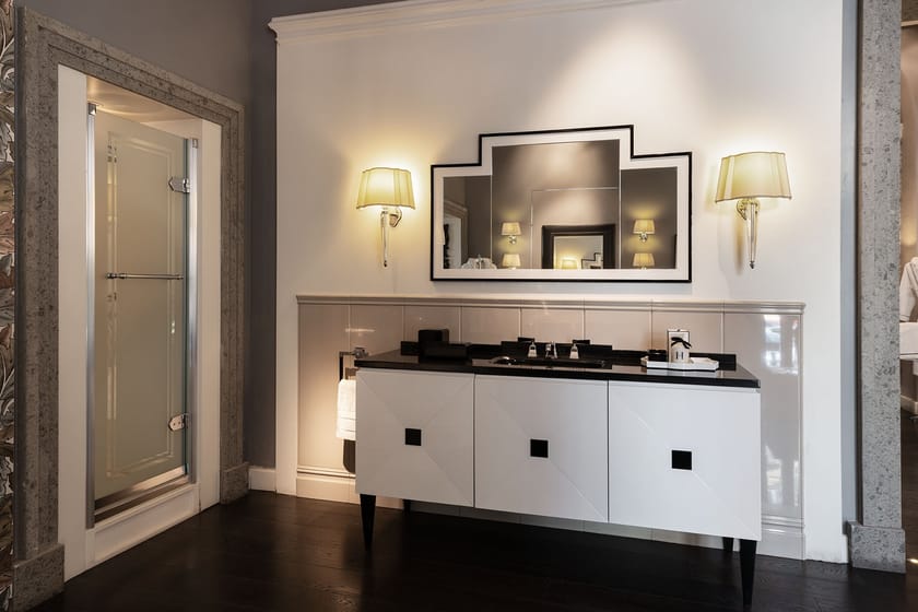 Specchio in legno con cornice per bagno VOGUE By Devon&Devon