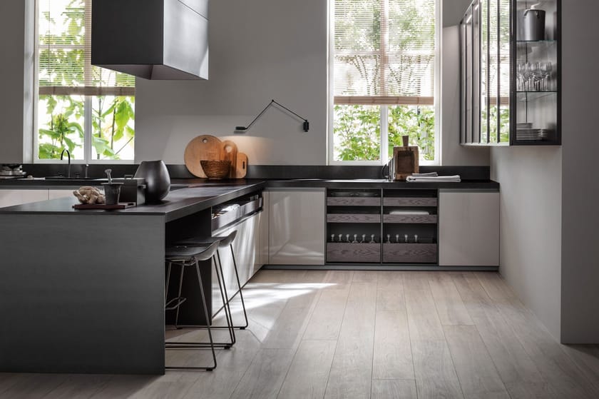 VVD | Linear kitchen By DADA design Vincent Van Duysen