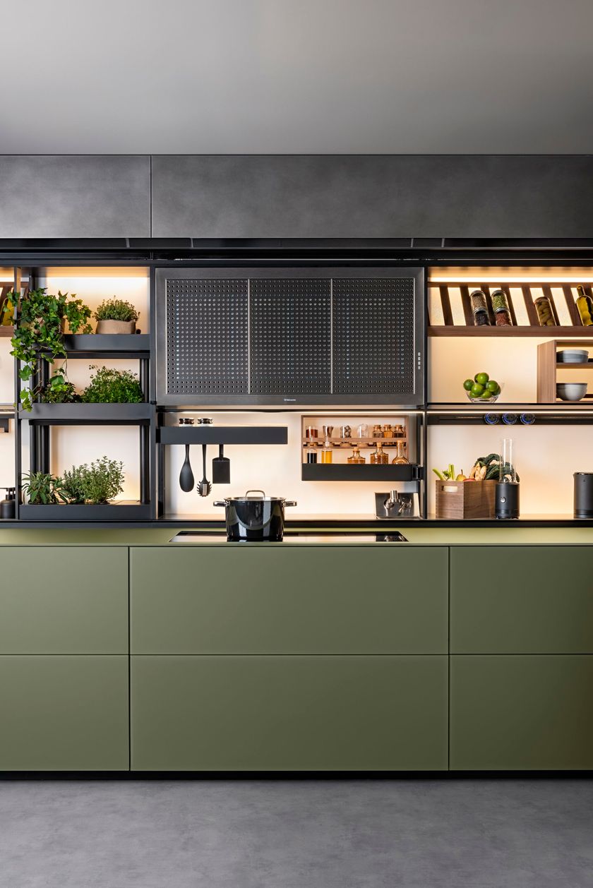 ARTEMATICA VITRUM WITH NEW LOGICA Glass fitted kitchen By Valcucine ...