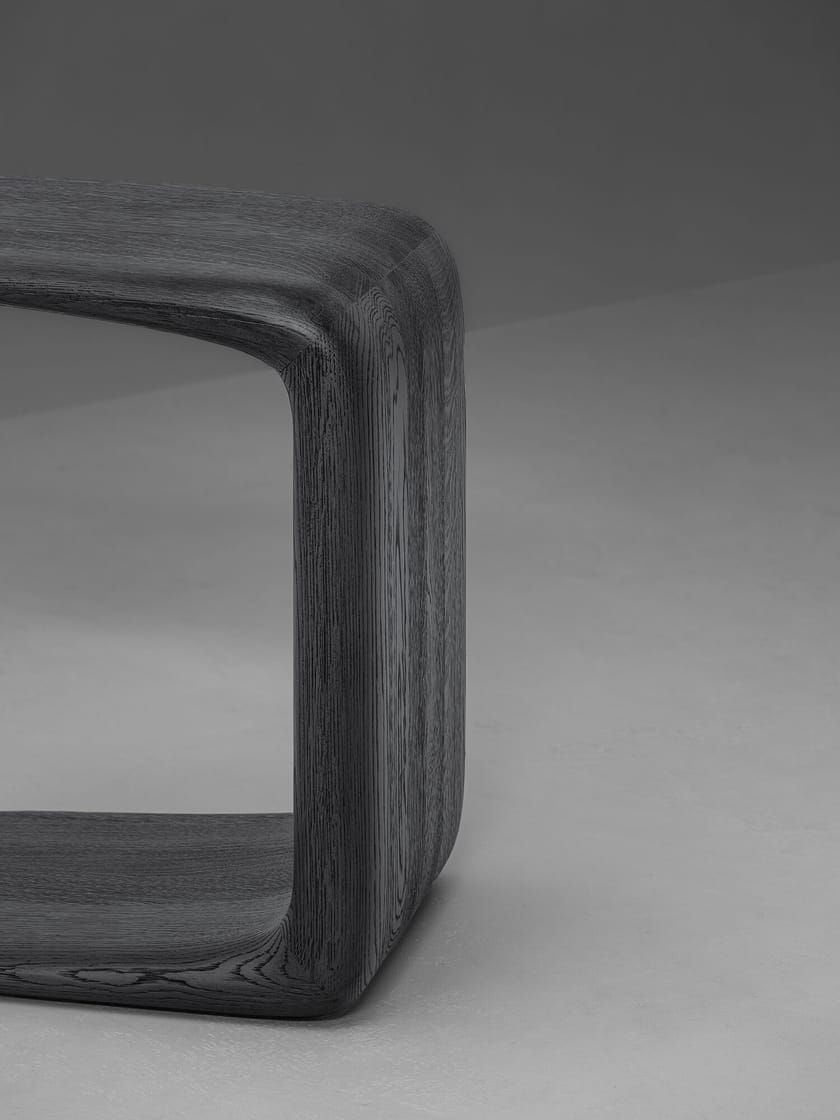 CLIPS Oak side table By Van Rossum