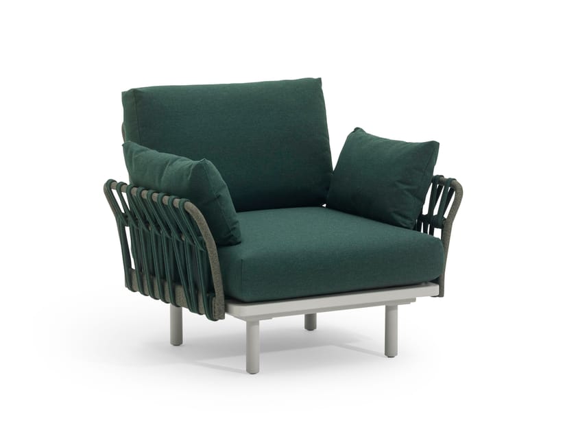 EMMA CROSS Garden armchair By Varaschin