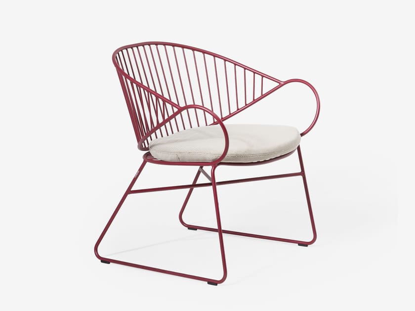 CELESTIA Low lounge chair By Venedia
