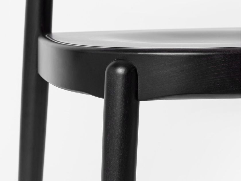 CAORLINA Open back beech chair By Venedia | design Venedia studio