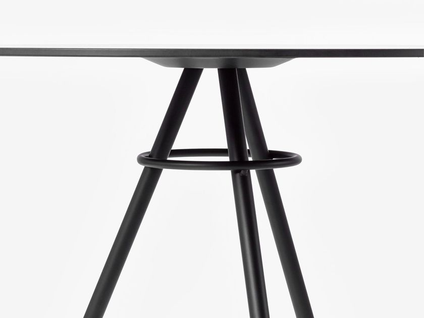 CIACOLA Round table By Venedia