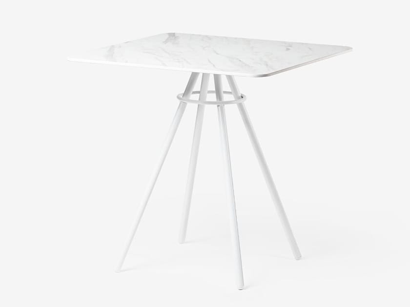 CIACOLA 桌子 By Venedia