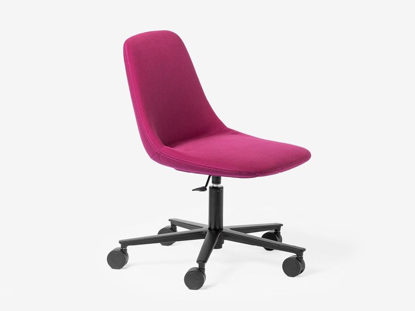 RIALTINA Swivel chair with 5-spoke base with castors By Venedia