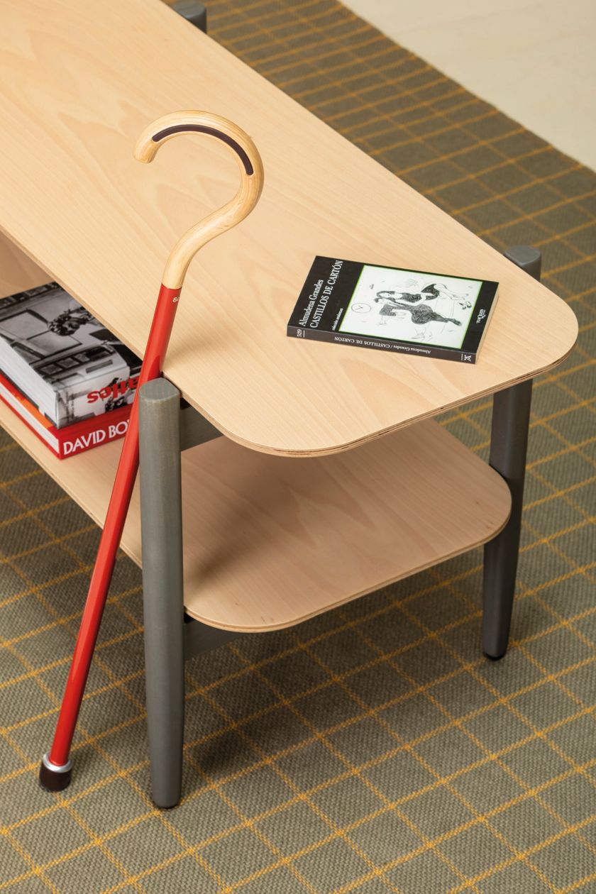 SELVA Rectangular beech coffee table By Vergés