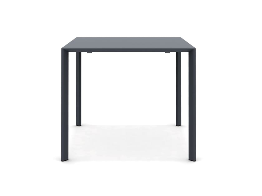 FOX Table By Vermobil