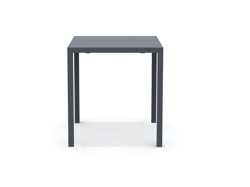 QUATRIS Stackable square aluminium garden table By Vermobil