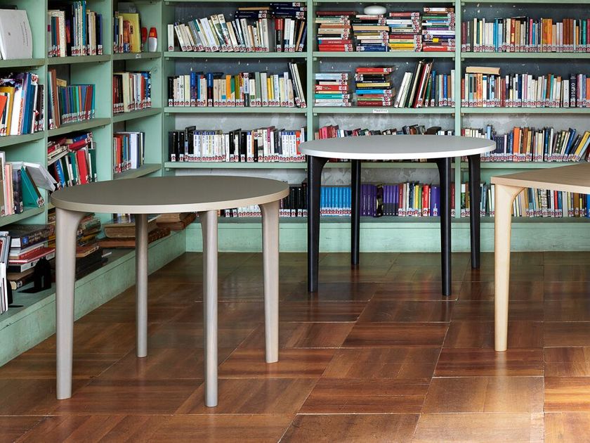 SIMPLE Mesa redonda de madera By Very Wood | design This Weber