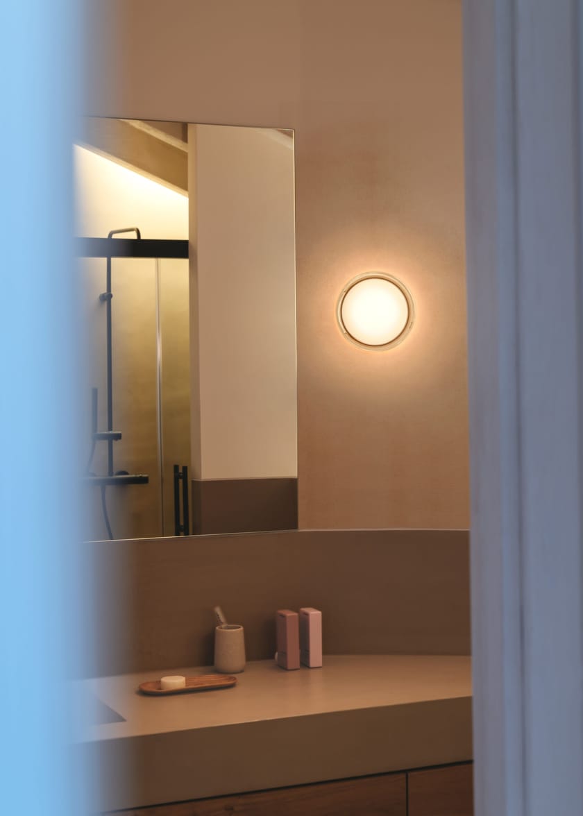 DOTS GLASS LED glass and aluminium wall lamp By Vibia