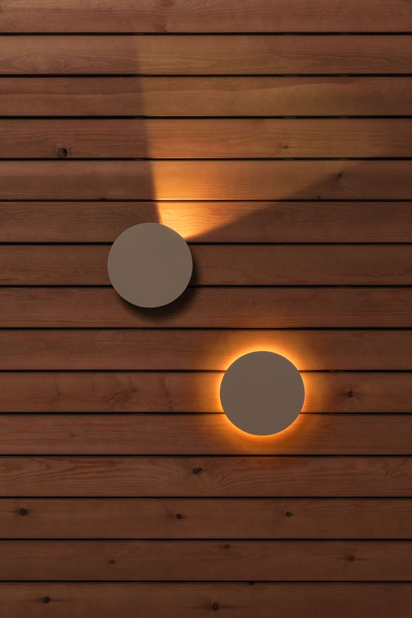 DOTS OUTDOOR LED aluminium outdoor wall lamp By Vibia
