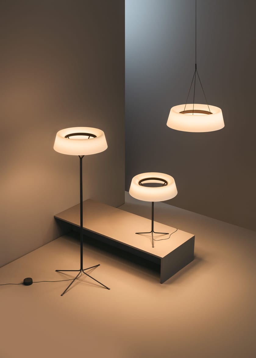 LILY Table lamp By Vibia