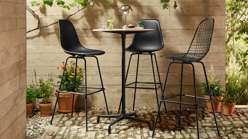 WIRE STOOL MEDIUM Stool By Vitra | design Charles & Ray Eames