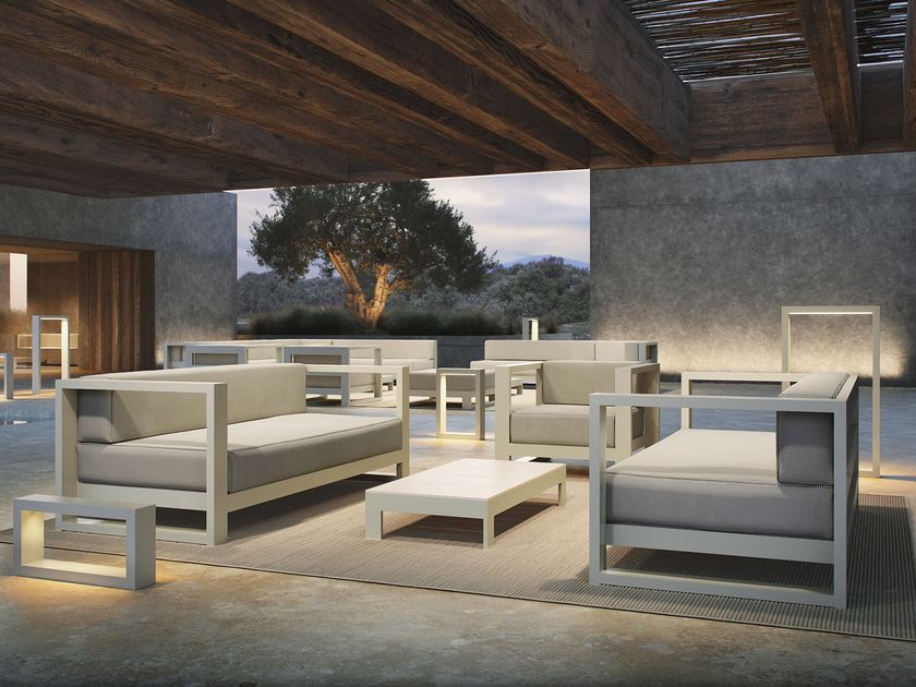 POSIDONIA Garden side table By Vondom