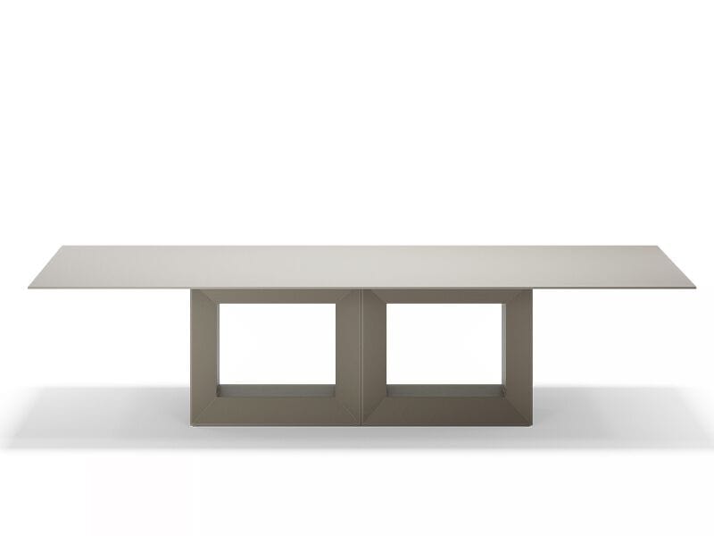 VELA Garden table By Vondom
