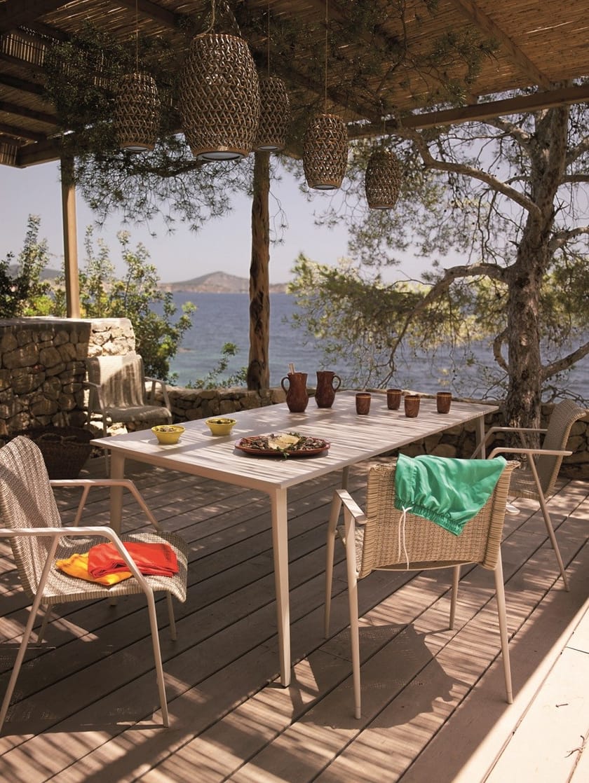 WA | HPL table By Dedon