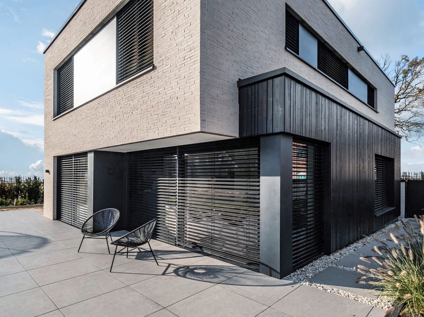 EXTERNAL SHAFT VENETIAN BLINDS Solar shading By WAREMA