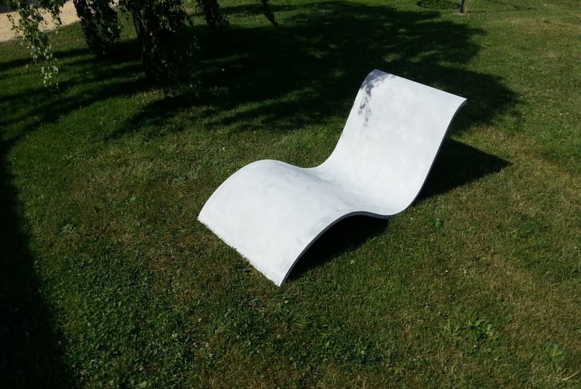 Bain de soleil en béton WAVE By betton design Bronislav Javora