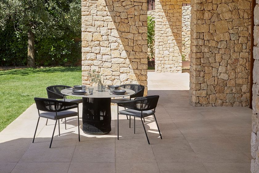 WEAVE | Round table By POINT design Vicent Martínez