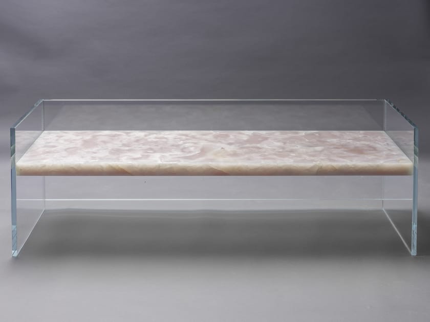 Onyx bench with back WHERE WE FIRST MET By CLASTE design Quinlan Osborne