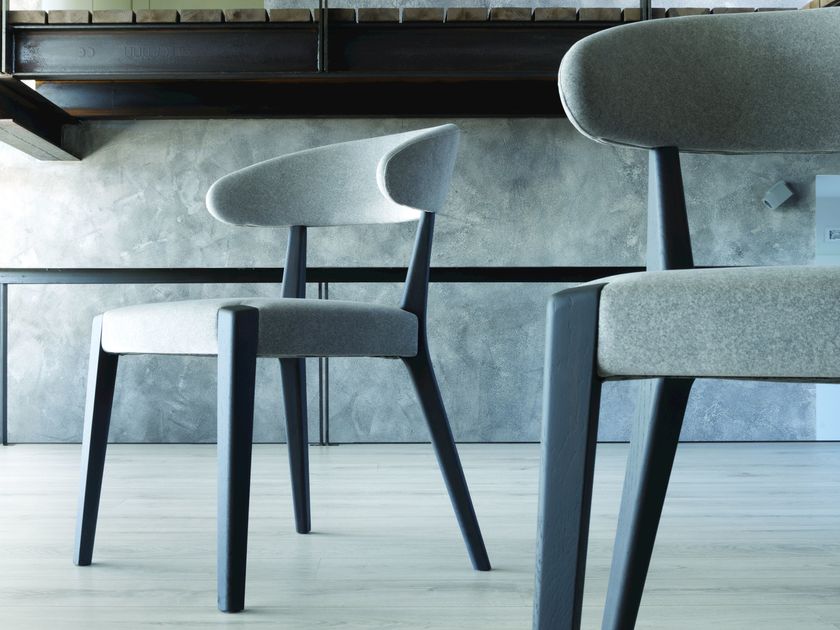 WIND | Silla tapizada By Tonon diseño Martin Ballendat