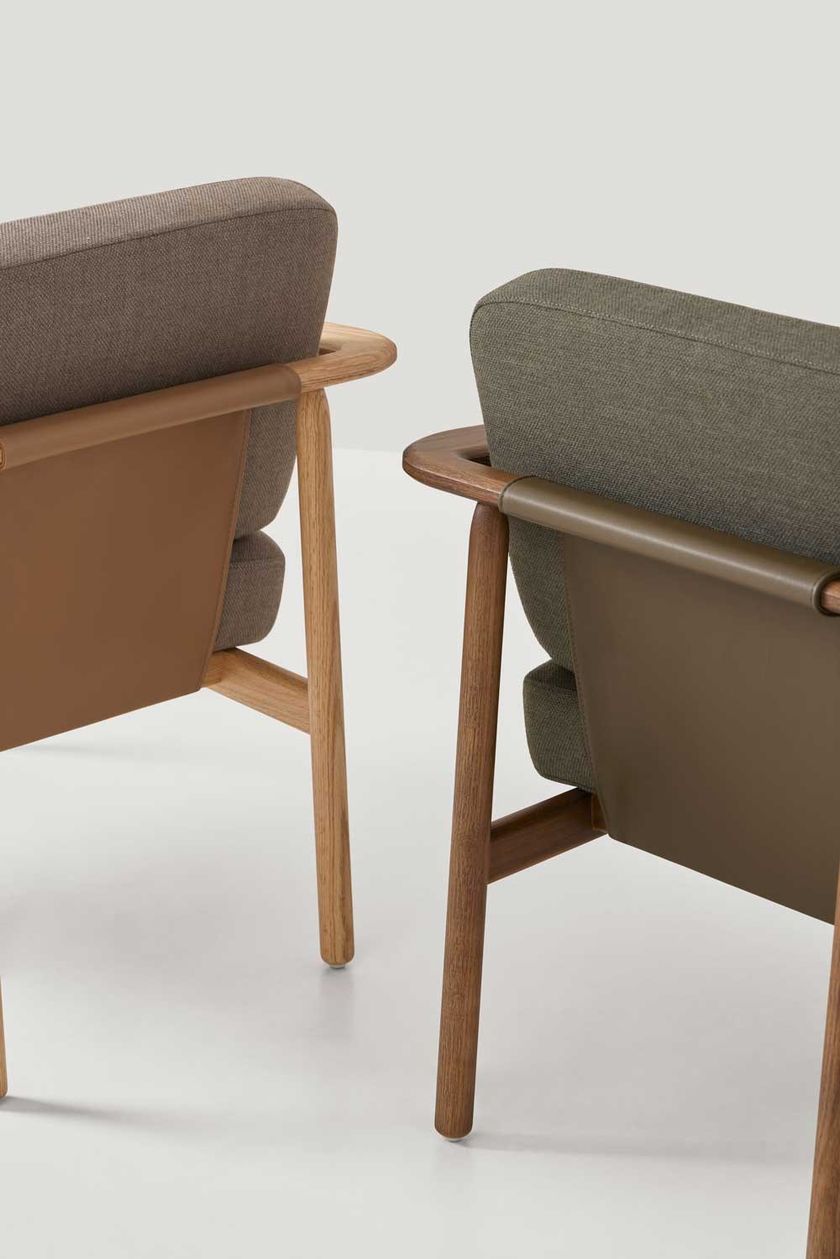 WUDI Fabric easy chair with armrests By INCLASS | design Francesc Rifé