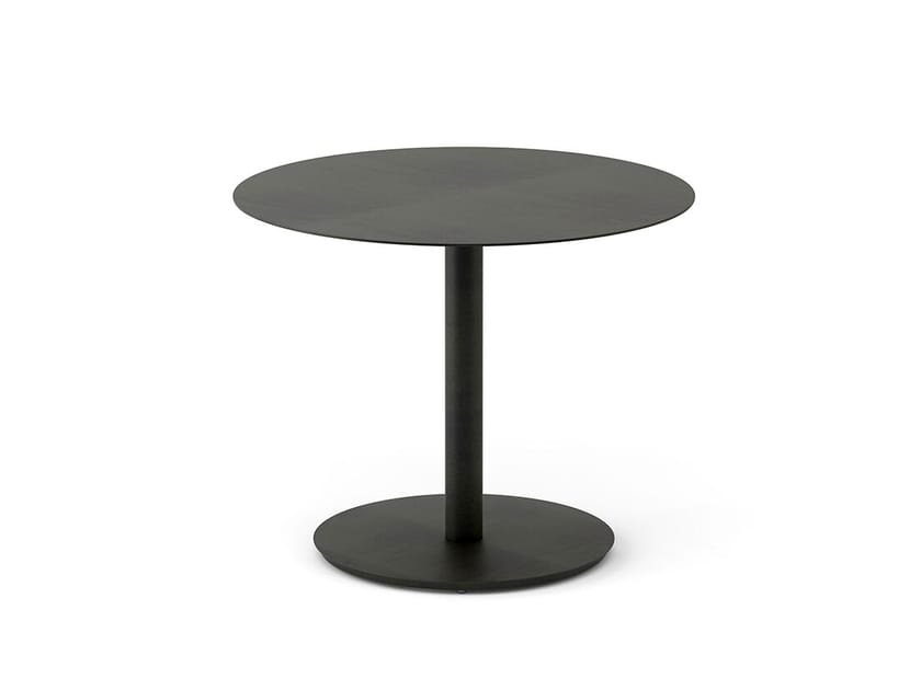 DESTIN SOLID Table By Walters